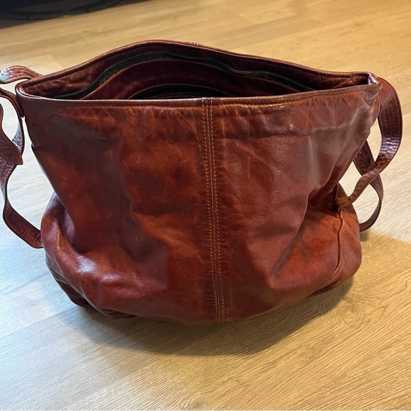 Leather Bench | Bags | Vintage Leather Bench Totepurse | Poshmark